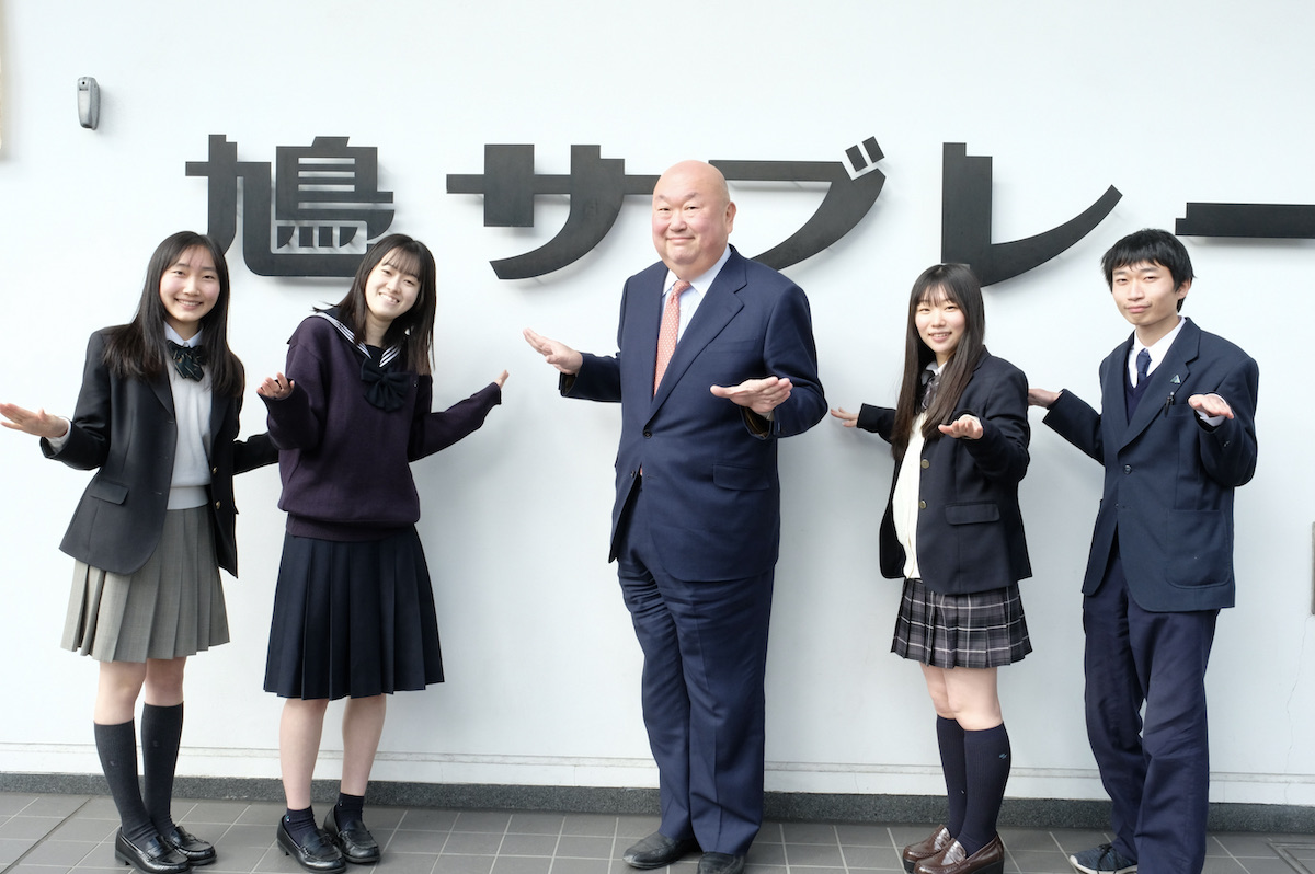 社長に会いたい｜豊島屋 久保田社長に聞く、鳩サブレーがもっと好きになる！鎌倉本店の楽しい秘密 | ch FILES
