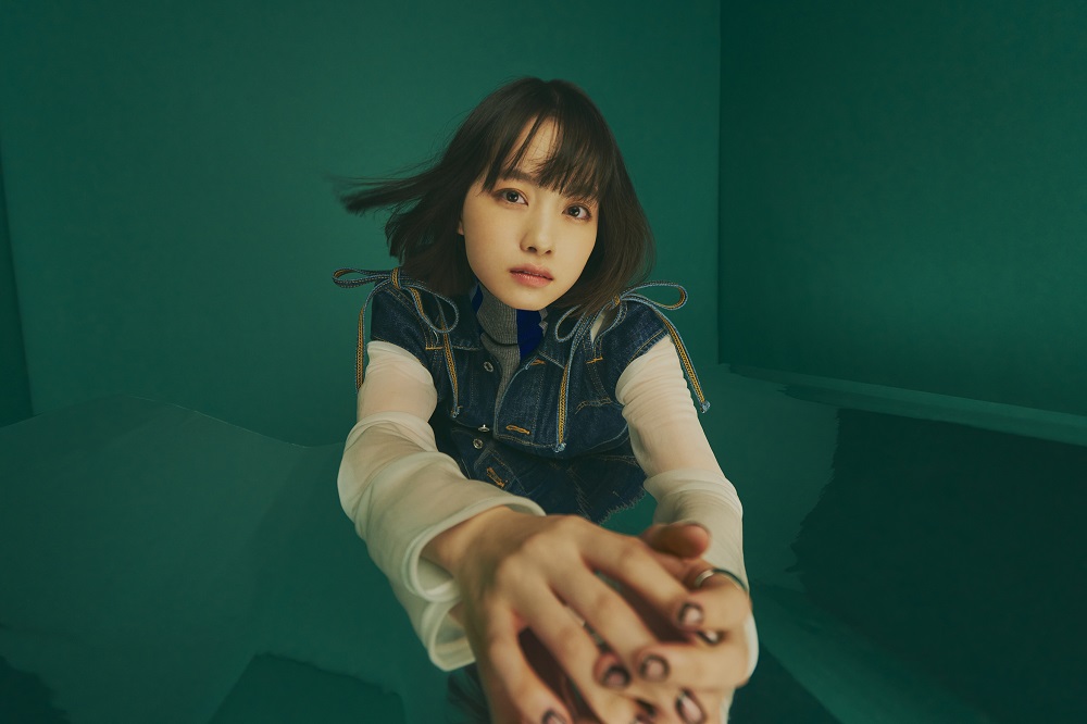 TOMOO｜「高校時代は沈殿している感情を音楽や演劇で表現していた」 | ch FILES